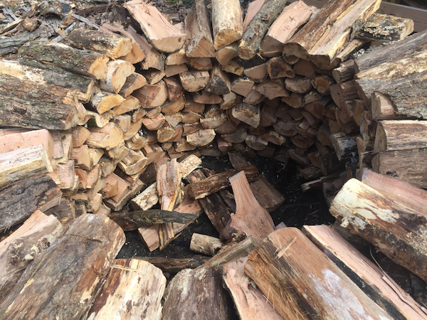 Building A Holz Hausen - Beehive Firewood Stack